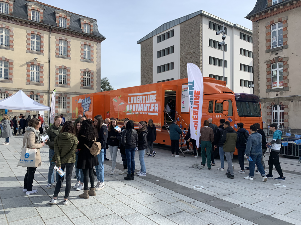 Irse lejos para estar cerca, las mejores campañas de alegria-activity ...